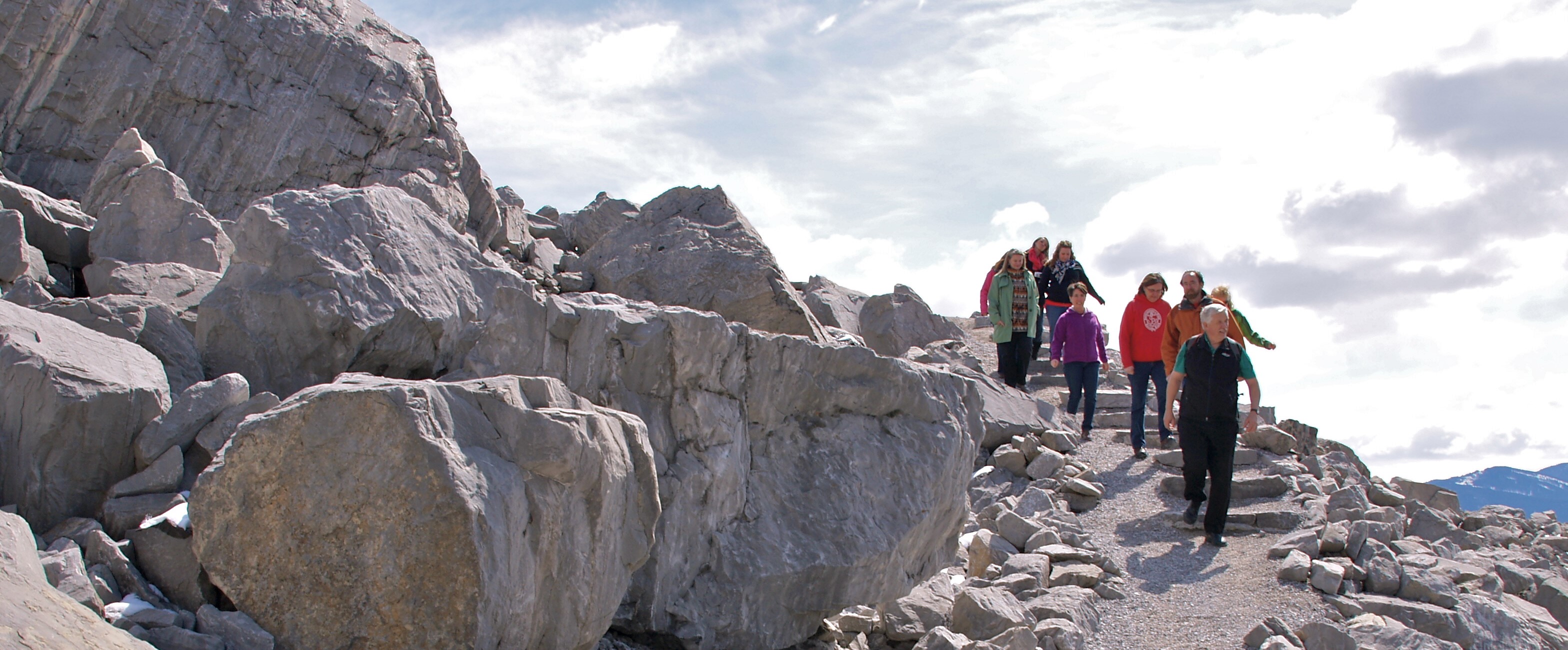 Plan Your Visit | Frank Slide Interpretative Centre